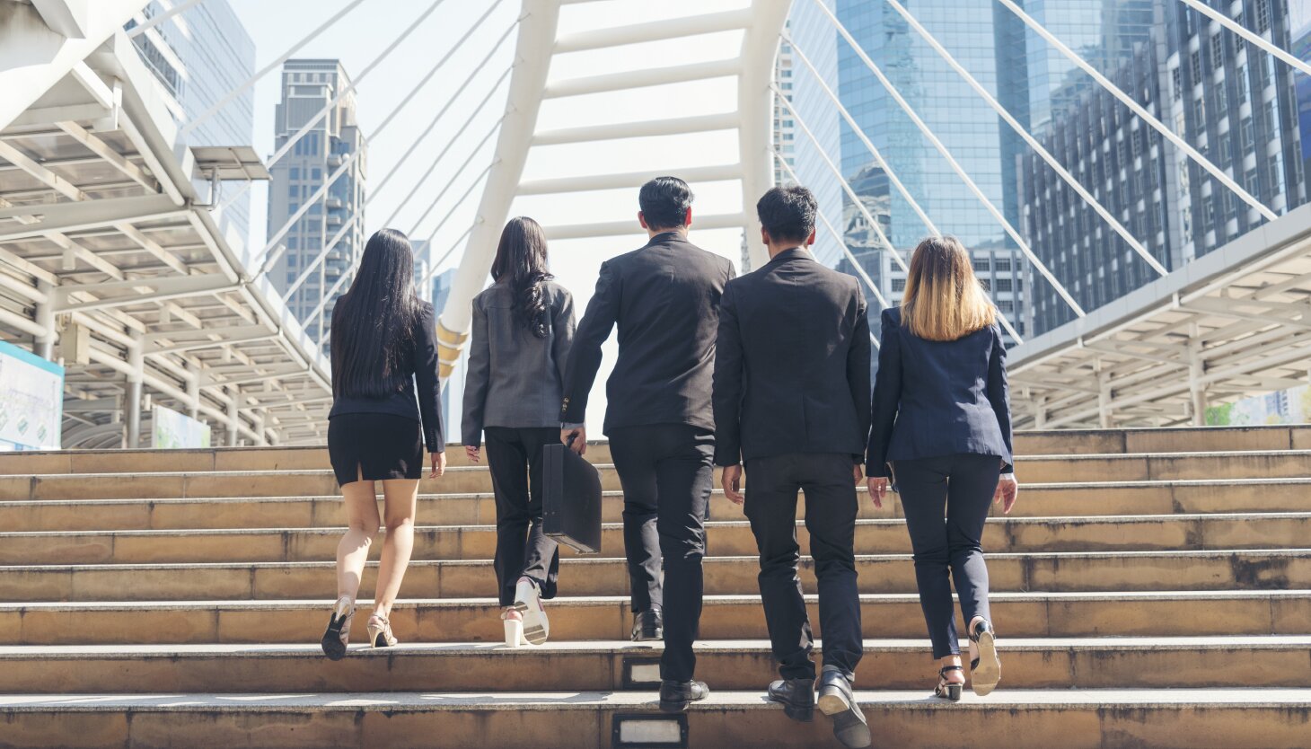 The Dynamic Generation: How to Attract and Retain Gen Z Employees ...